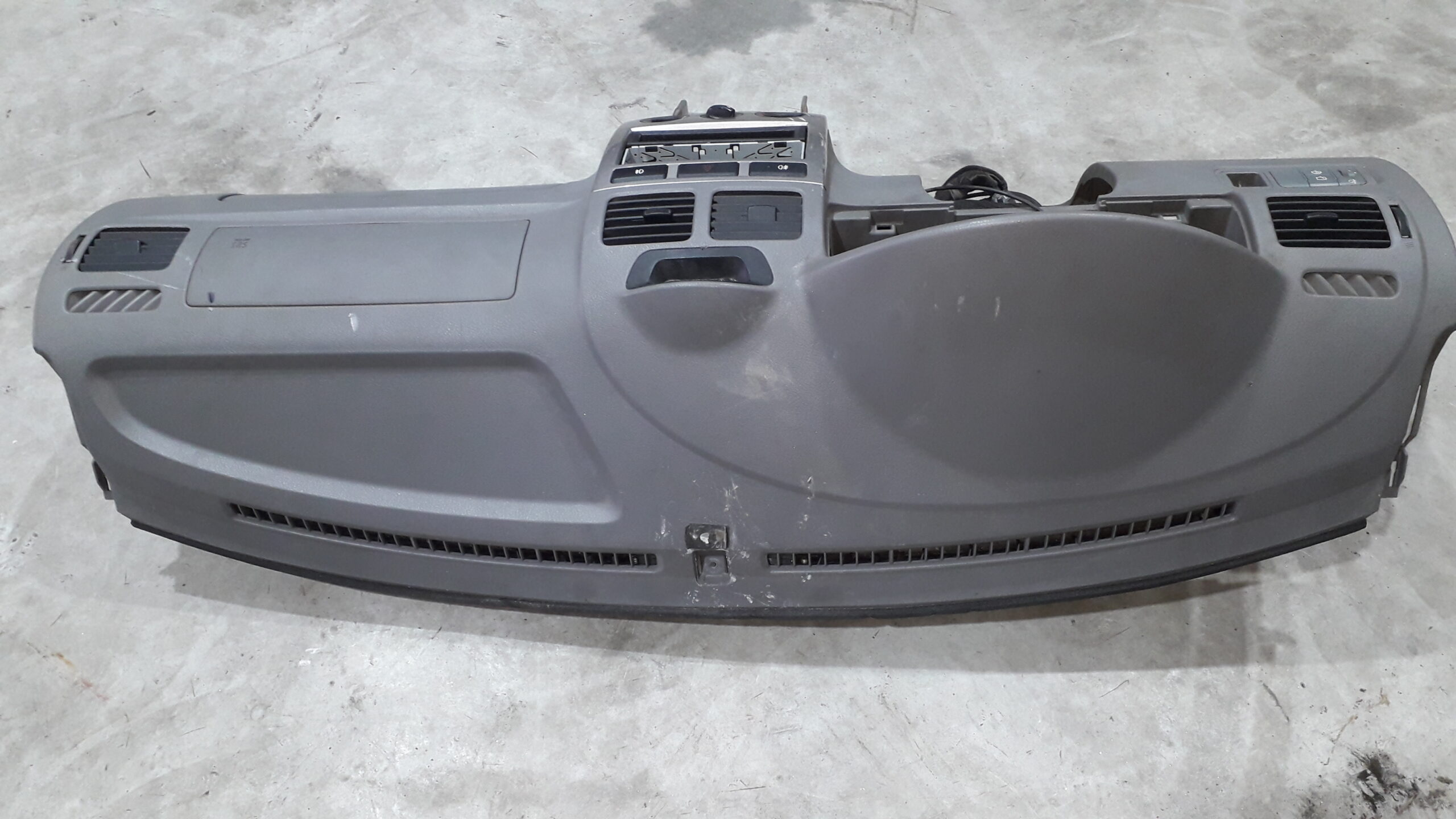 Tablier Kia Rio I – AS Brito – Viaturas e Pneus Multimarca